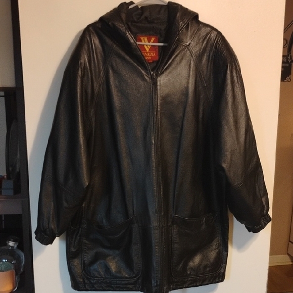 Venezia | Jackets & Coats | Vintage Venezia Black Leather Hooded ...